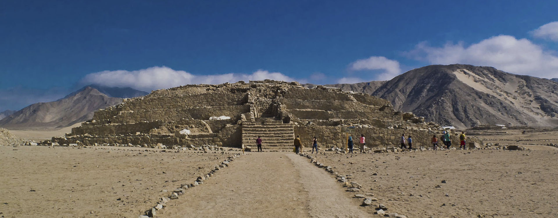 Cómo visitar las ruinas de Caral La civilización más antigua del Perú ...